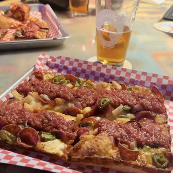 RED DWARF - Updated June 2025 - 636 Photos & 334 Reviews - 1305 Vegas ...