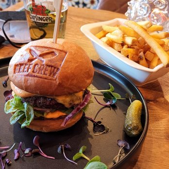 BEEF CREW - Updated October 2025 - 56 Photos & 21 Reviews - Rosenheimer ...