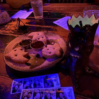 RAVEN’S MANOR - Updated May 2025 - 1337 Photos & 405 Reviews - 235 SW ...