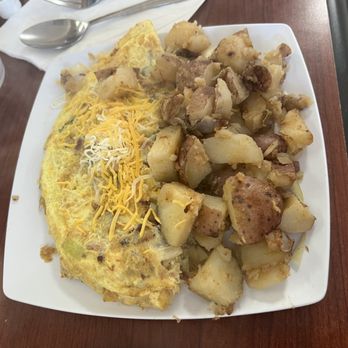 SAROM’S SOUTHERN KITCHEN - Updated November 2024 - 1845 Photos & 1451 ...