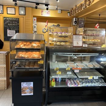 FRIENDS & FAMILY BAKE - Updated November 2024 - 52 Photos & 28 Reviews ...