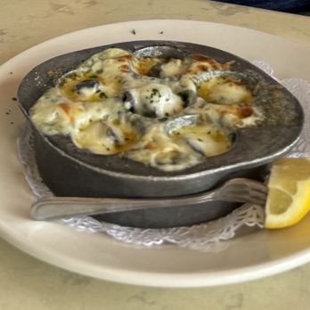 SAILOR’S RETURN RESTAURANT - Updated October 2024 - 517 Photos & 597 ...