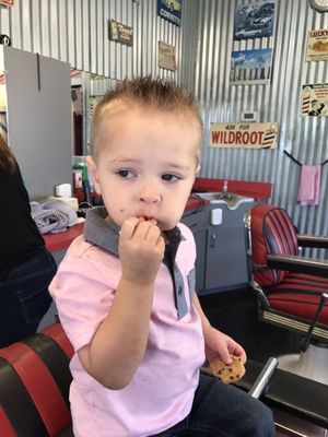 COUNTRY SQUIRE BARBER-STYLE SHOP - Updated October 2025 - 10 Photos ...