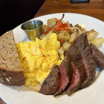 MODERNE BARN RESTAURANT - Updated November 2024 - 323 Photos & 423 ...