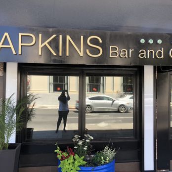 NAPKINS BAR & GRILL - Updated June 2024 - 2375 Photos & 1659 Reviews ...
