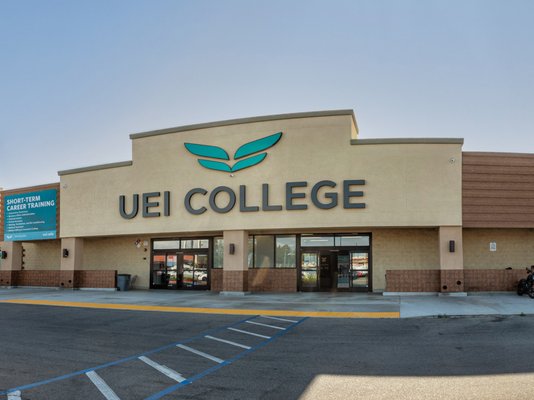 UEI COLLEGE - GARDEN GROVE - Updated October 2025 - 70 Photos & 71 ...