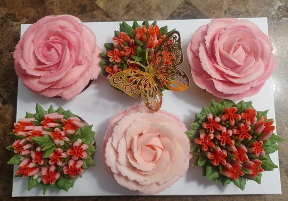 FRAN’S CAKES - Updated August 2025 - 11 Photos - 6301 Gulfport Blvd S ...