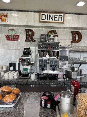 RIO GRANDE DINER & FAMILY RESTAURANT - Updated May 2025 - 90 Photos ...