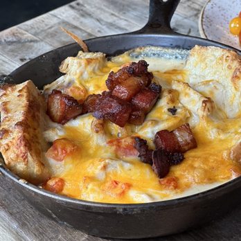 THE RED YETI - 660 Photos & 525 Reviews - 256 Spring St, Jeffersonville ...