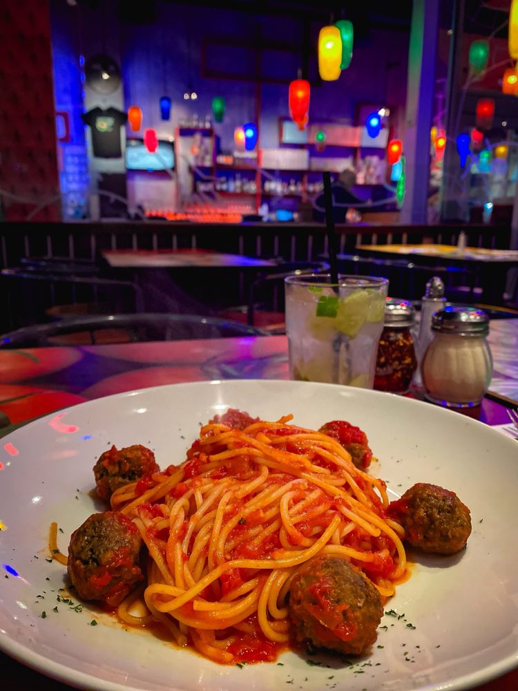 PIOLA - Updated November 2024 - 626 Photos & 705 Reviews - 3201 ...