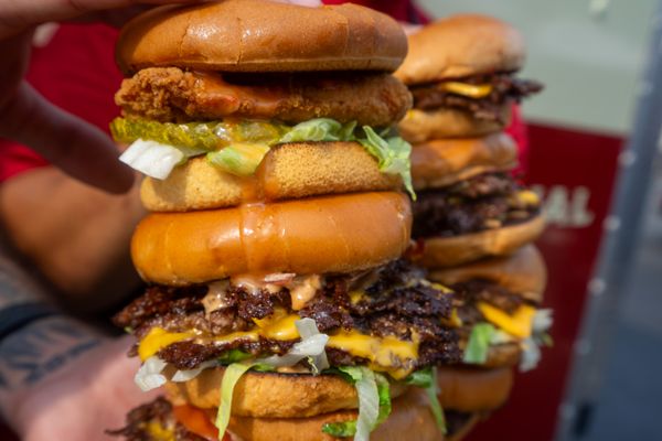 BURGER BUDS - Updated December 2025 - 48 Photos & 31 Reviews - 23330 Maple Valley Black Diamond ...