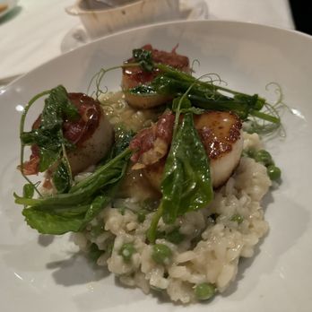 RED TAVERN - Updated June 2025 - 208 Photos & 359 Reviews - 1250 ...