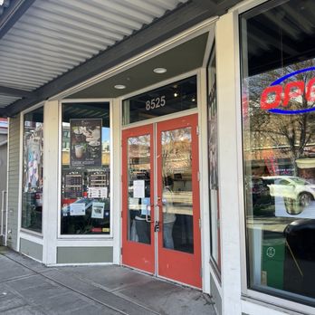 COFFEEHOLIC HOUSE - Updated July 2024 - 1547 Photos & 746 Reviews ...