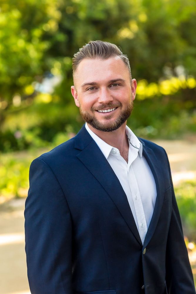 ALEXANDER STOEBER - LUXURY REAL ESTATE AGENT - Contact Agent - 801 ...