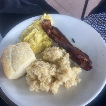 THE LITTLE EASY CAFE - Updated September 2024 - 80 Photos & 75 Reviews ...