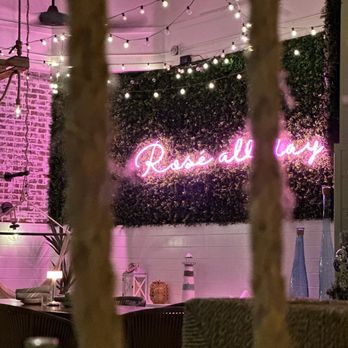 THE HAMPTON SOCIAL - NAPLES - Updated May 2024 - 645 Photos & 416 ...