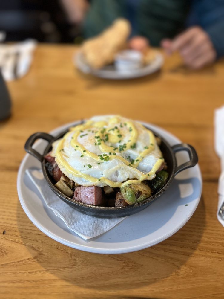 JAKE’S ON MAIN - Updated December 2025 - 90 Photos & 118 Reviews - 188 ...