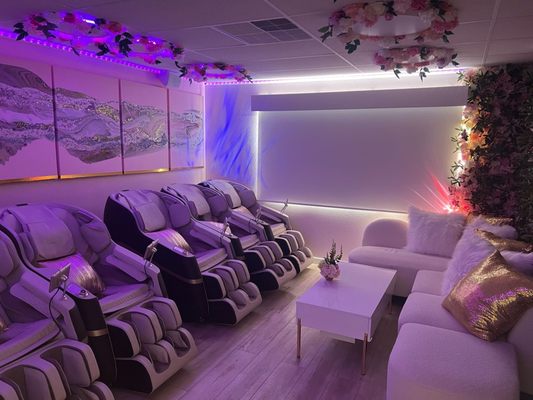 KIWI VR LOUNGE - Updated October 2025 - 19 Photos - 1919 Grand Ave, San ...