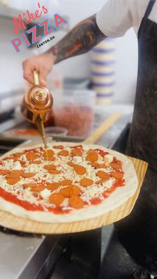 MIKE’S PIZZA - Updated May 2026 - 70 Photos & 36 Reviews - 328 Walnut ...