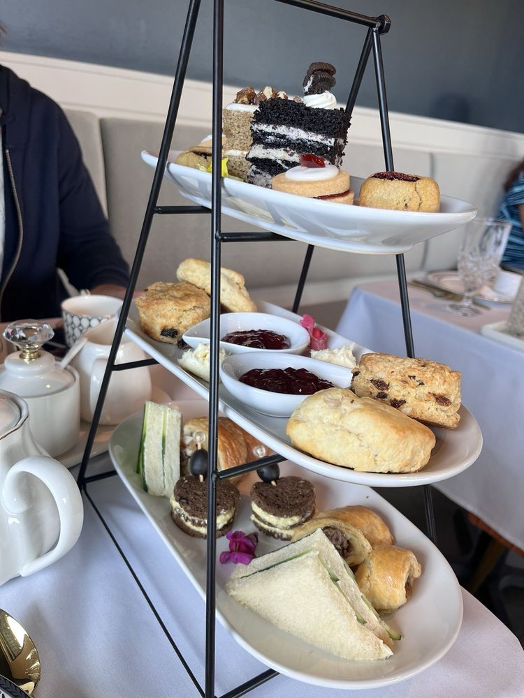 TORRA TEA - Updated October 2025 - 42 Photos & 29 Reviews - 11205 E ...