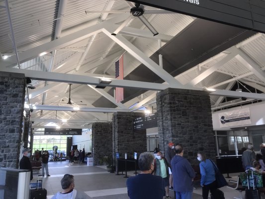 Eastern West Virginia Regional/Shepherd Field (MRB), 170 Aviation Way ...