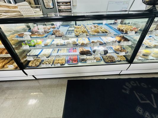 LISCIO’S BAKERY - Updated October 2025 - 50 Photos & 84 Reviews - 3321 ...