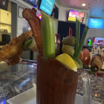 STARZ AMERICAN BAR AND GRILL - Updated February 2025 - 63 Photos & 49 ...