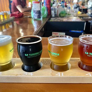 LA TABERNA LÚPULO - 438 Photos & 336 Reviews - 151 Calle San Sebastian ...