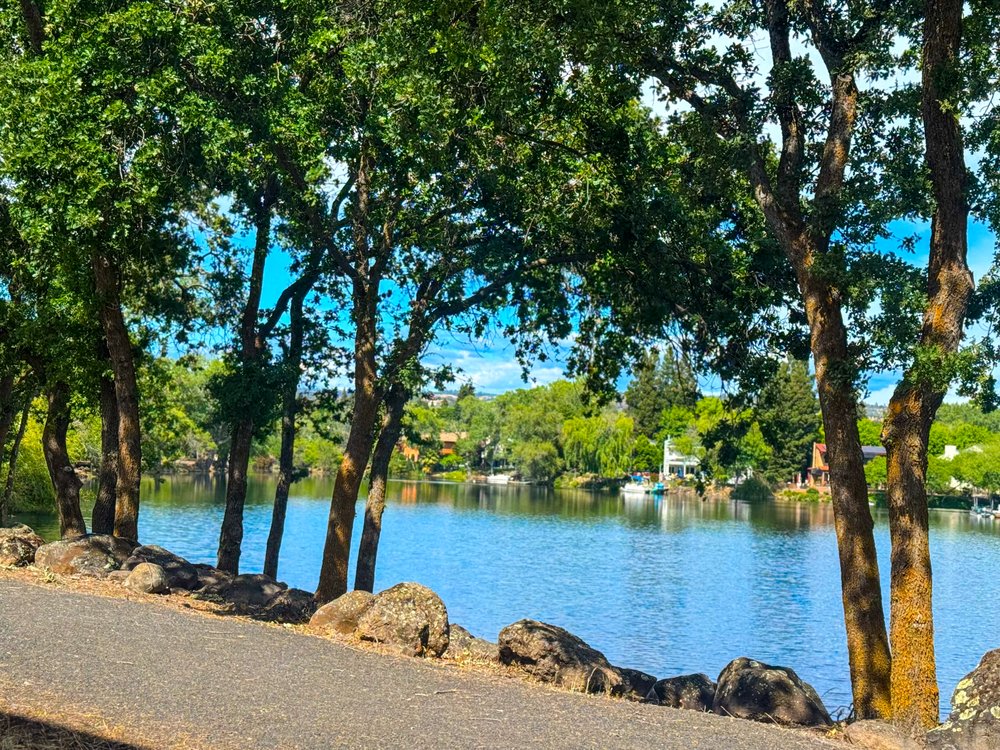 THE LIGHTHOUSE AT CHICO - Updated January 2026 - 45 Photos - 855 Bruce ...