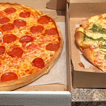 RIZZO’S PIZZA - Updated September 2025 - 414 Photos & 688 Reviews - 30 ...