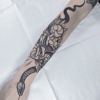 LOOSE SCREW TATTOO - Updated December 2025 - 87 Photos & 80 Reviews ...