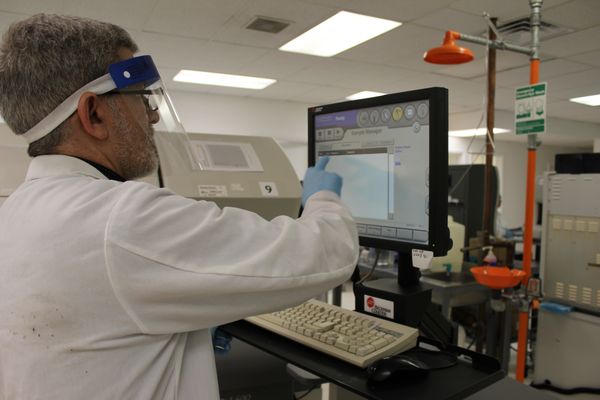 SIMPLE LABORATORIES - Updated December 2025 - 15 Photos - 5960 N ...