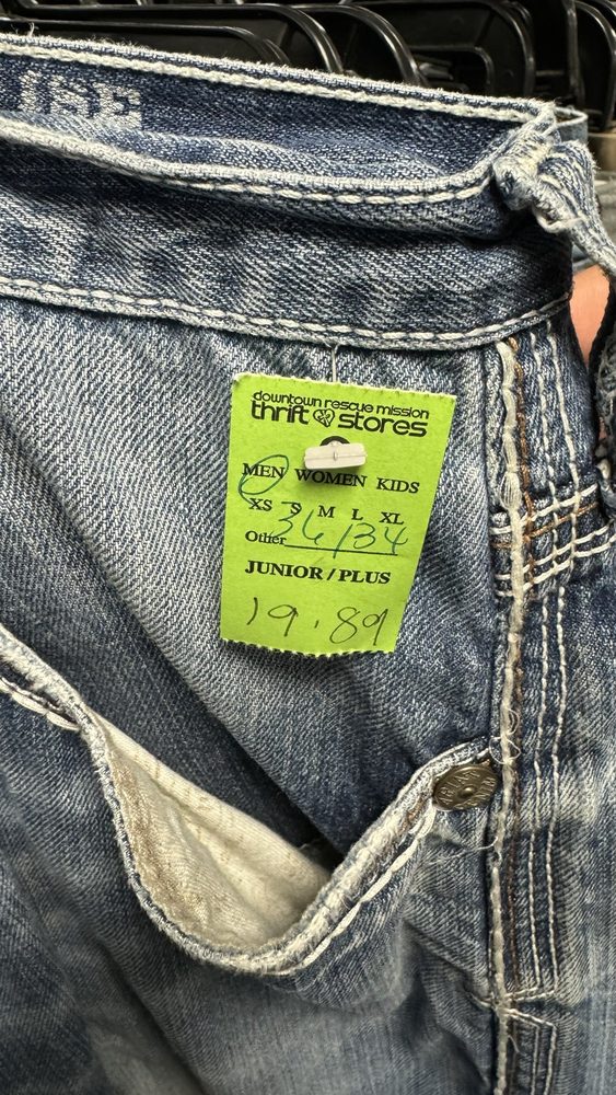 DOWNTOWN RESCUE MISSION THRIFT STORE - Updated October 2025 - 18 Photos ...