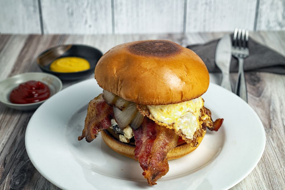 MACHO BURGERS - Updated October 2025 - 26 Photos & 28 Reviews - 16510 ...