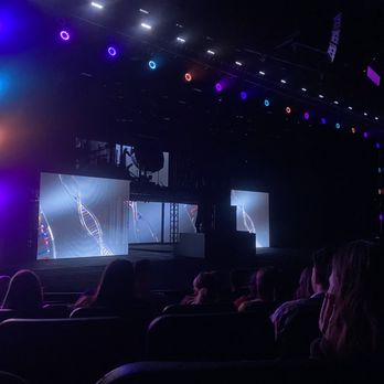 BLUE MAN THEATRE AT LUXOR - Updated January 2026 - 152 Photos & 75 ...