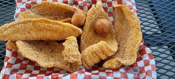 THE RIGHT SPOT - Updated August 2024 - 72 Photos & 61 Reviews - 413 N ...