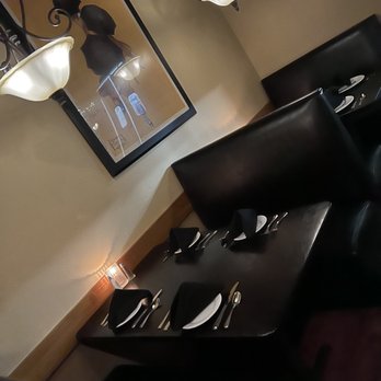 THE LITTLE VILLAGE - AIRLINE - Updated January 2025 - 203 Photos & 165 ...