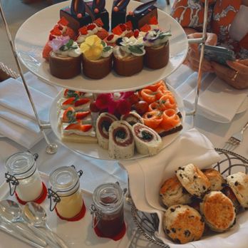 HALEKULANI AFTERNOON TEA - Updated March 2025 - 473 Photos & 112 ...