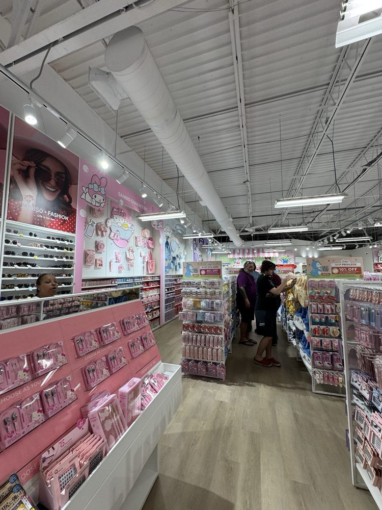 MINISO - Updated September 2025 - 7801 W Broad St, Richmond, Virginia ...