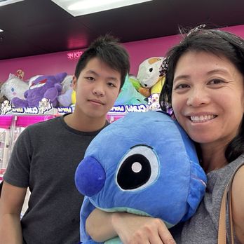 CLAW WORLD - Updated March 2025 - 375 Photos & 260 Reviews - 8665 W ...