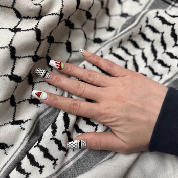 CHIC NAIL LOUNGE - Updated January 2026 - 107 Photos - 3765 N Water St ...