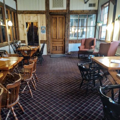 VALLEY CRAFT ALES - 16 Photos - 18 N Main St, Wilmington, Vermont ...