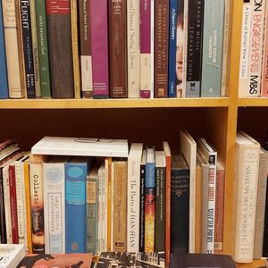 BMV BOOKS - Updated October 2025 - 55 Photos & 185 Reviews - 471 Bloor ...