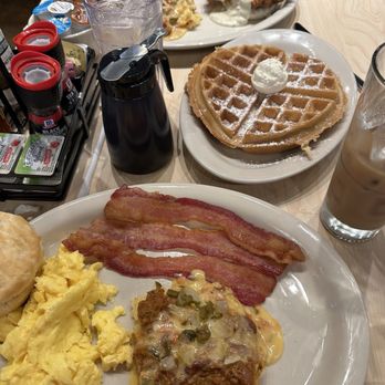 THE TOASTED YOLK CAFE - Updated October 2025 - 48 Photos & 31 Reviews ...