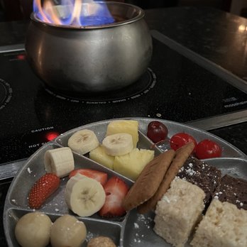 SIMPLY FONDUE - Updated October 2025 - 221 Photos & 244 Reviews - 111 W ...