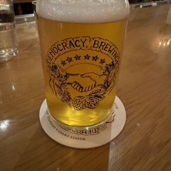 DEMOCRACY BREWING - Updated May 2024 - 434 Photos & 328 Reviews - 35 ...