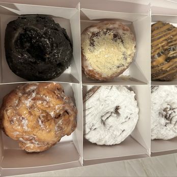 BEACON DOUGHNUTS - Updated November 2025 - 588 Photos & 274 Reviews ...