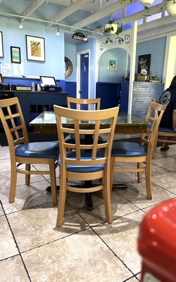 BLUE GIRAFFE RESTAURANT - Updated August 2025 - 239 Photos & 421 ...