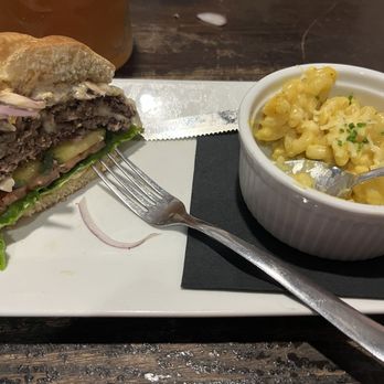 THE TALKING PINT - Updated October 2025 - 143 Photos - 112 Reviews ...