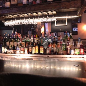 YARDVILLE INN RESTAURANT & TAVERN - Updated December 2025 - 27 Photos ...